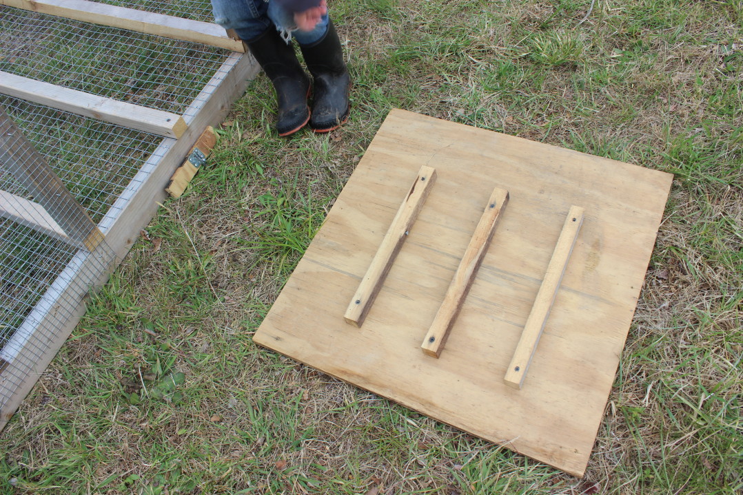 ChickShaw - A Mobile Chicken Coop One Person Can Easily Move - Abundant ...